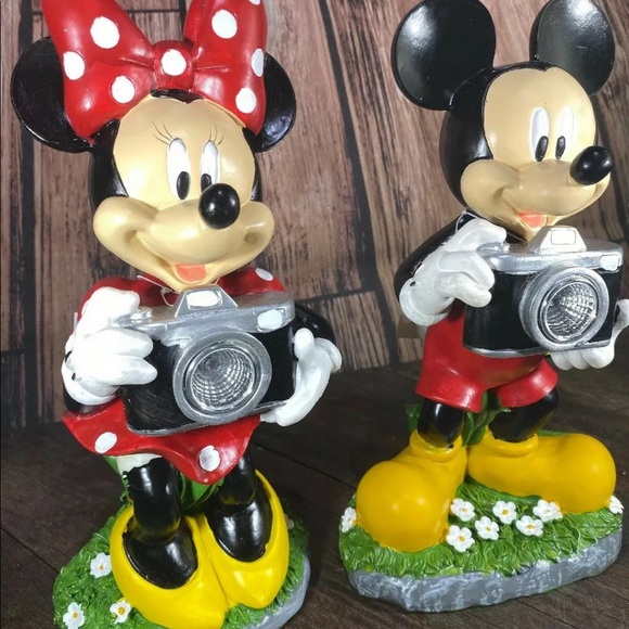 Disney | Cameras, Photo & Video | Minnie Mickey Mouse Statues Garden ...